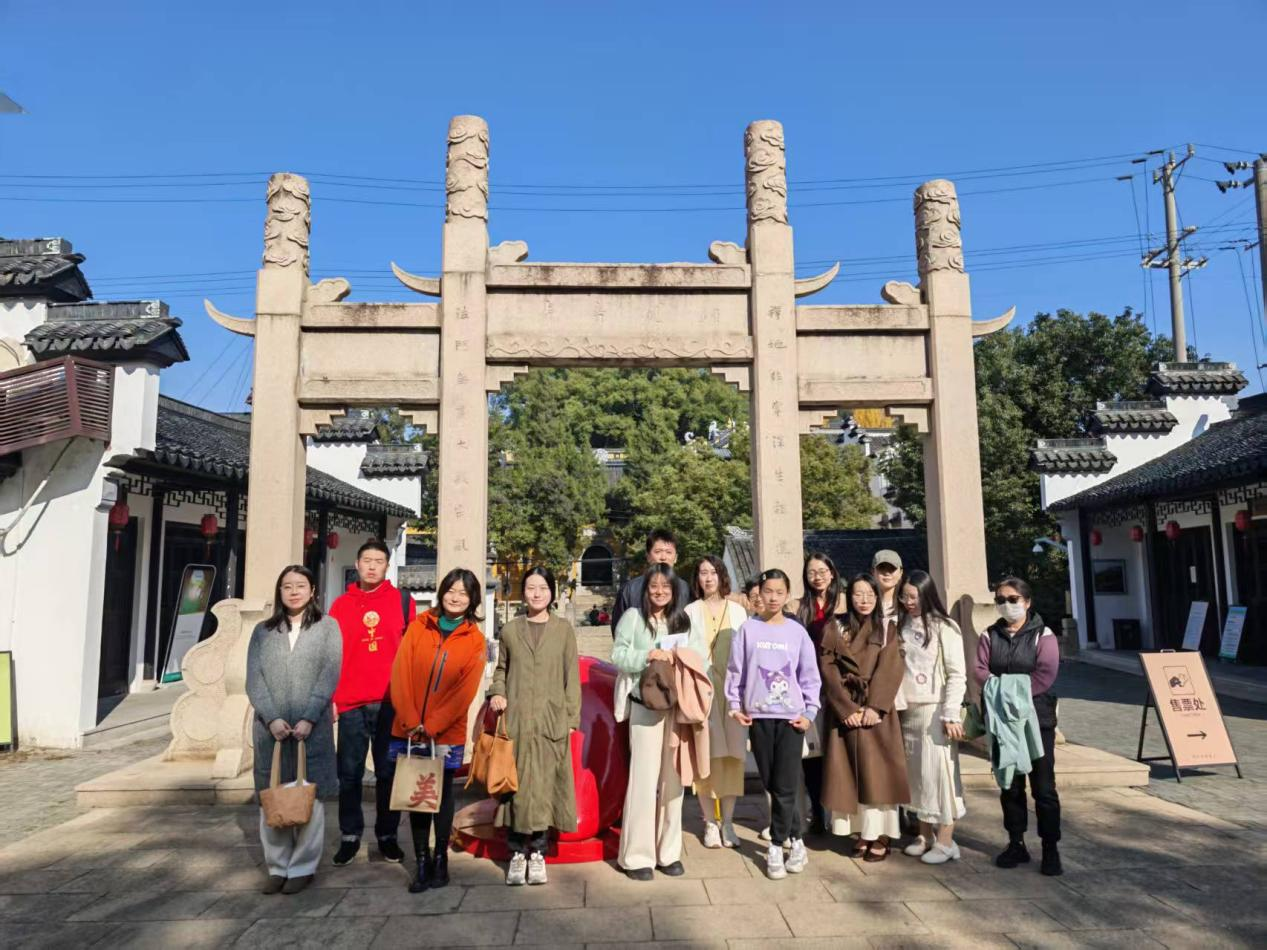 【荟享研学】“真山卜隐——何亚农与苏州”特展导览+文物观摩 ——苏州博物馆1月会员专属日活动 - 活动 - 教育活动 - 苏州博物馆